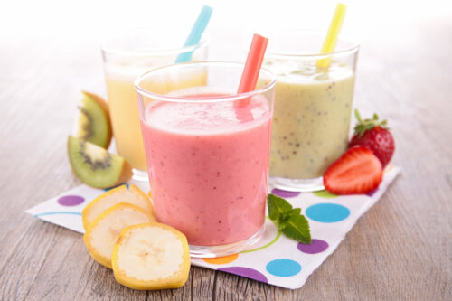 3 recetas de bebidas saludables para niños - Eres Mamá